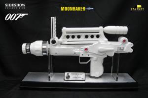 JAMES BOND : MOONRAKER - LASER RIFLE LIMITED EDITION PROP REPLICA ...