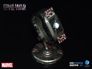 CAPTAIN AMERICA: CIVIL WAR - BRACELET TONY STARK OFFICIEL AVEC ...