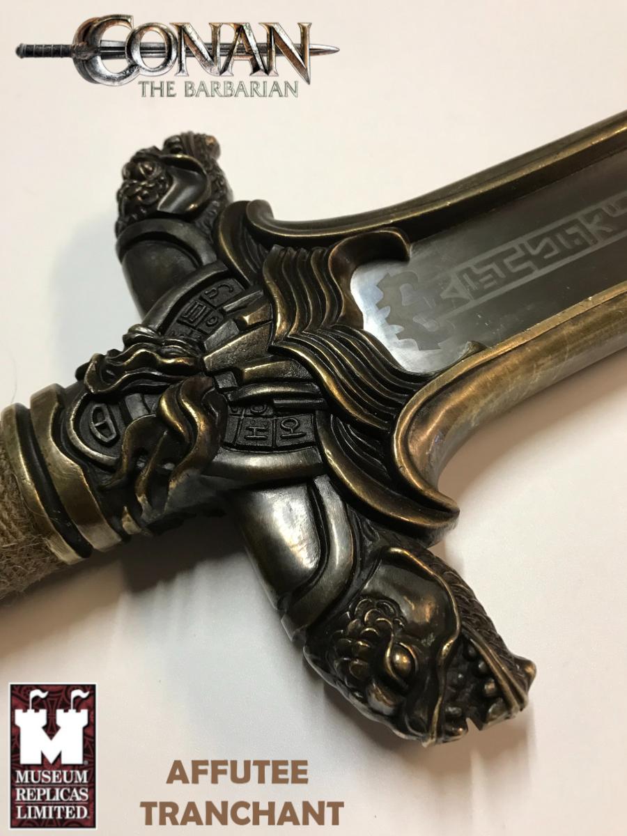 CONAN - EPEE "SWORD ATLANTEAN" SOUS LICENCE OFFICIELLE FORGE MAIN ...
